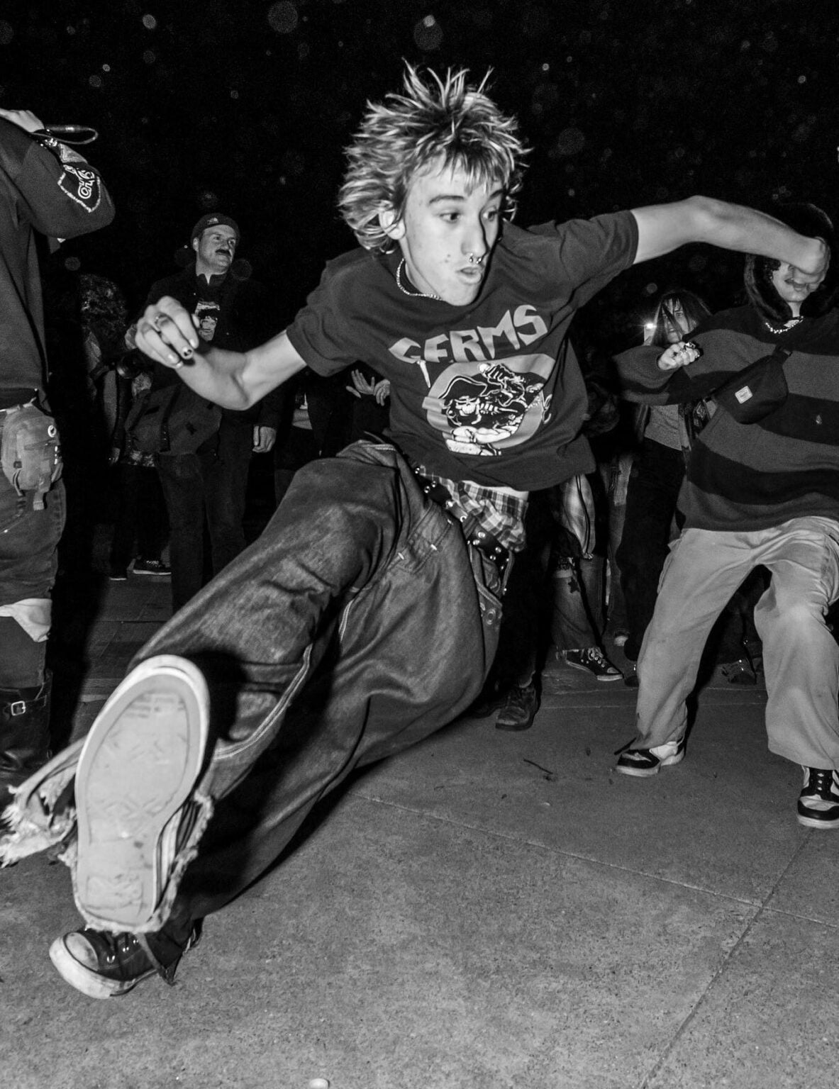 Hardcore | Le Mosh, l'art de danser le Punk Hardcore